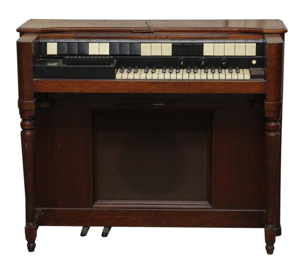 Hammond Organ | Olde Good Things